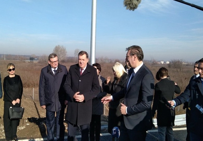 Dodik i Vučić otvorili dionicu autoputa u Srbiji: Od Beograda do Čačka ...