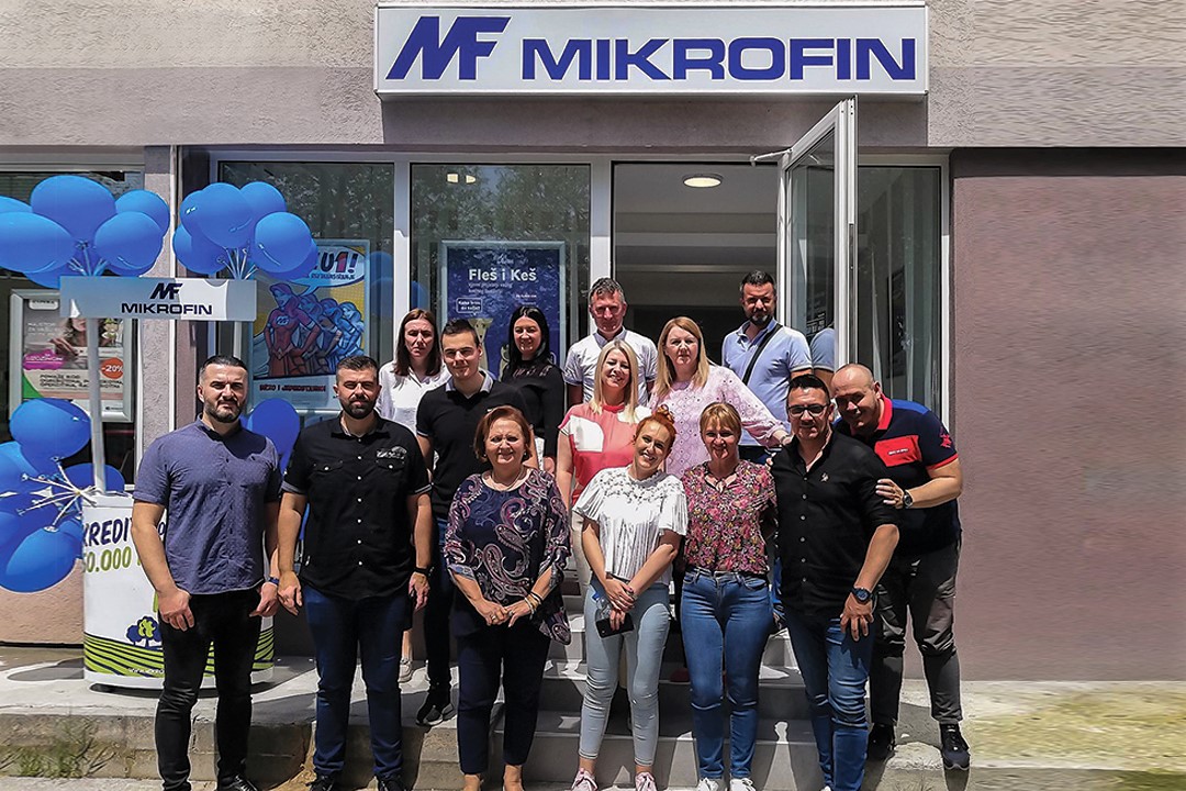 Mikrofin otvorio stotu poslovnicu na Dobrinji, simbolična prekretnica u ...