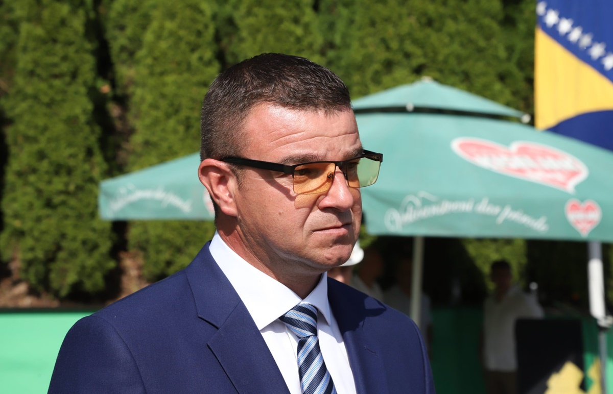 Ovo je sedam direktora koji će voditi Elektroprivredu BiH - Biznis.ba ...