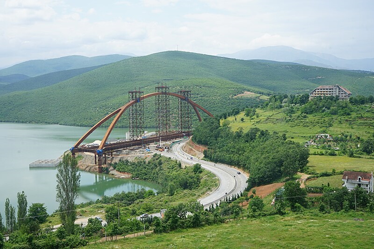 Otvoren Veliki most Kukes koji spaja Albaniju i Kosovo - Biznis.ba ...